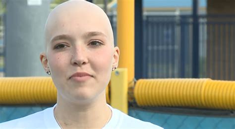 Ia Softball Player Battling Cancer Gets Invite From A Chicago Cub