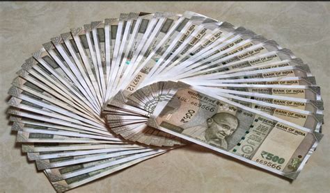 नोटबंदी दुनिया का सबसे बड़ा भ्रष्टाचार गरीबों का पैसा लेकर अमीरों की