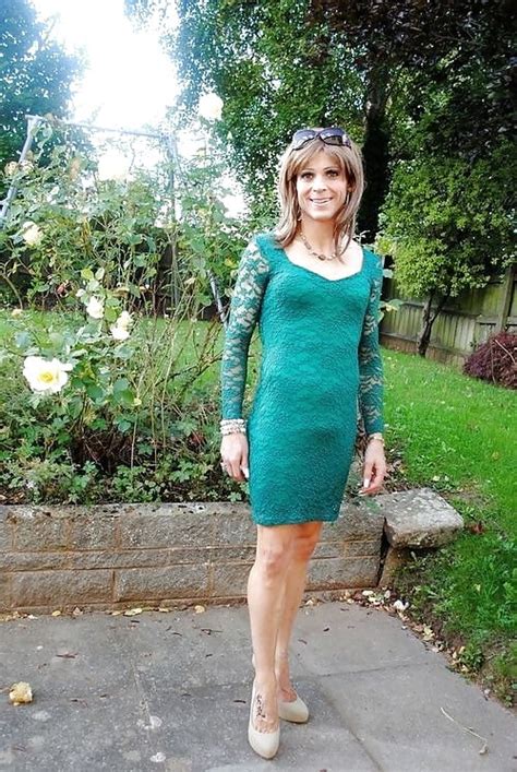 Gurly Girls With Bulges In Their Dress 8 8