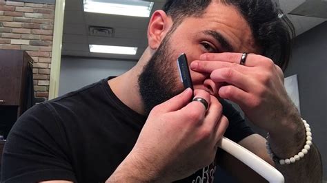 Beard Tutorial How To Line Up And Thread Your Beard Youtube
