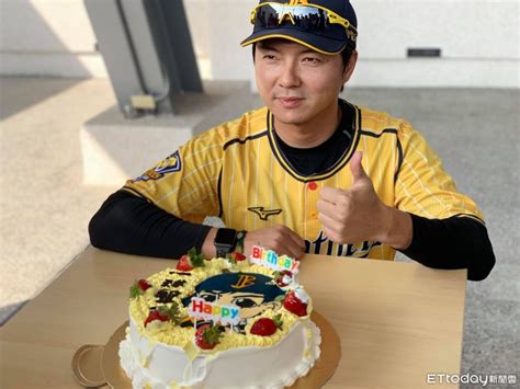 影／林威助40歲生日快樂 林太太們驚喜現身 Ettoday運動雲 Ettoday新聞雲