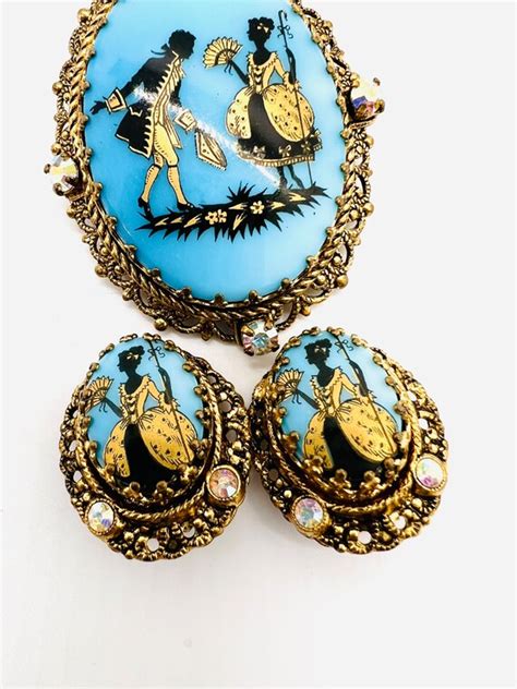 West Germany Robins Egg Blue Victorian Couple Brooch … Gem