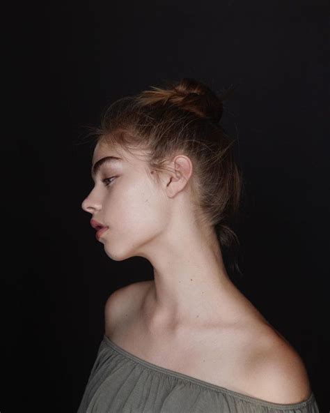 เปิดวาร์ป Jade Weber ส่องความสวย นางแบบสาววัย 15 ปี ที่ความสวยเกิน