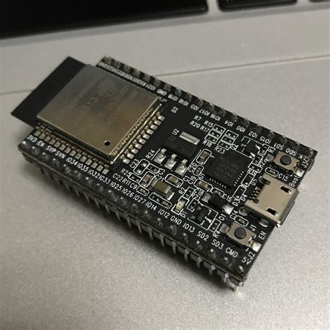 esp32 devkitc espressif純正ボード visuariddim