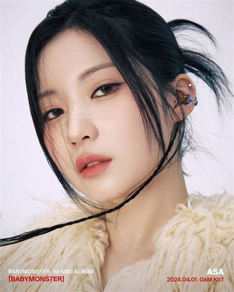 베이비몬스터 아사·치키타 포스터 공개…우아한 비주얼