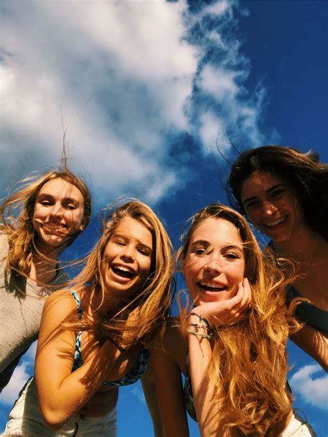 𝙿𝚒𝚗𝚝𝚎𝚛𝚎𝚜𝚝 𝙷𝚎𝚢𝚜𝚊𝚋𝚊𝚝𝚎 🦋 Best Friend Pictures Friends Photography