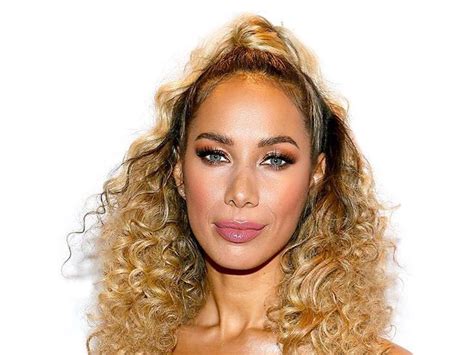 How To Style Wet Curly Hair Fast 14 Best Curly Hair Tips How To Style