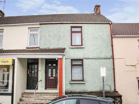 2 Bed Terraced House For Sale In Bridgend Road Aberkenfig Bridgend