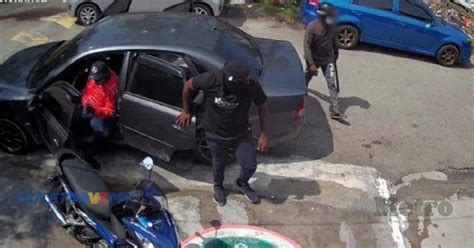 Suspek Samun Berkumpulan Sedang Dikesan Buletin Tv3 Malaysia