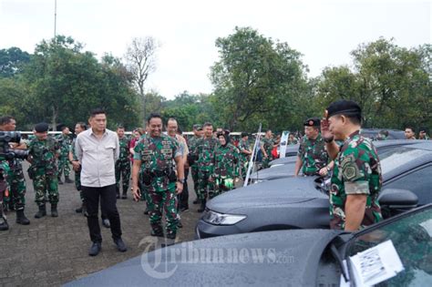 Panglima Tni Distribusikan 388 Kendaraan Dinas Foto 1 1951209