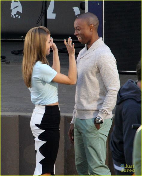 Annalynne Mccord And Robbie Jones 90210 Kissing Couple Photo 541769
