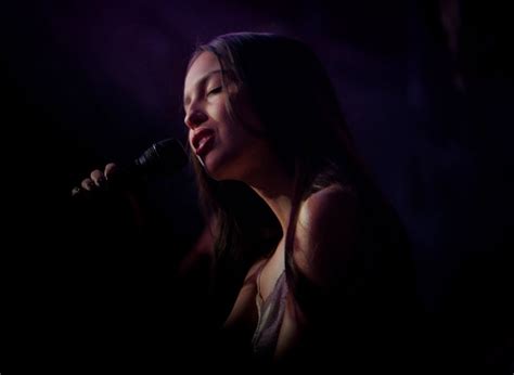 Olivia Rodrigo Covers Noah Kahan On Bbc Radio Live Lounge 47 Off