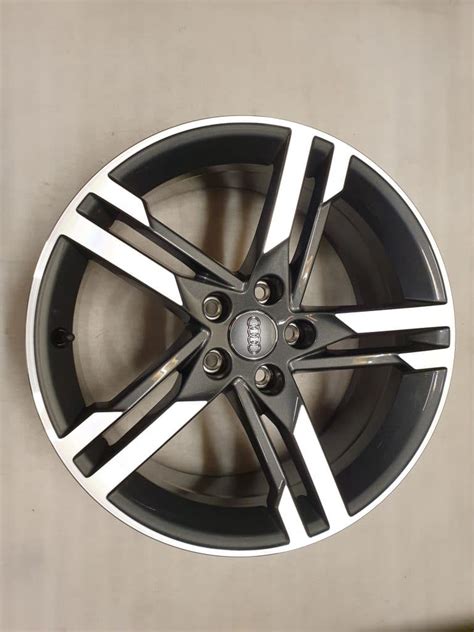 Originele Audi A4 8w B9 8w0601025m Lichtmetalen Velgen 18 Inch