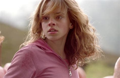 Emma Watson è Una Deliziosa Hermione Granger In Harry Potter And The