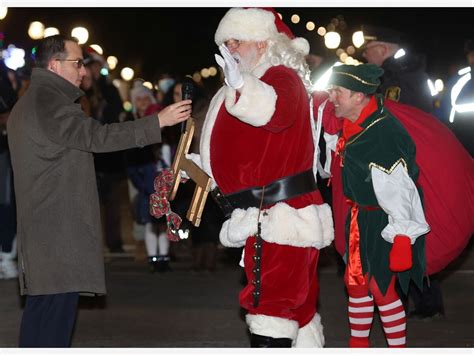 Press Release Chamber Announces Tree Lighting Holiday Parade Details