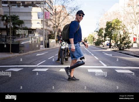 Hombres Amputados De Piernas Fotografías E Imágenes De Alta Resolución