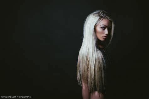 Wallpaper Women Blonde Simple Background Long Hair Singer Black