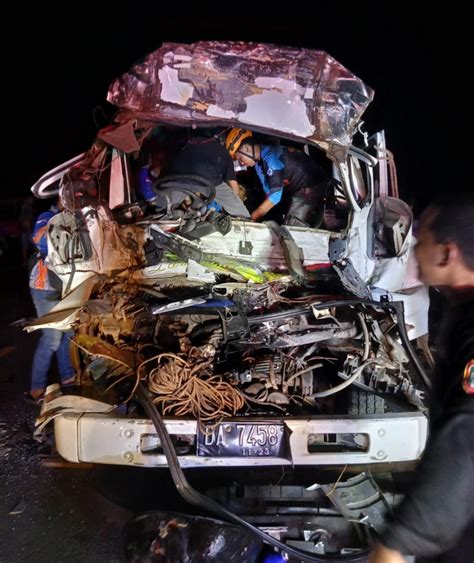Bus Mini Di Laka Maut Jalan Gubernur Syarkawi Adalah Rombongan