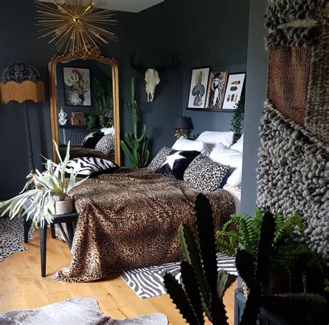 11 Dark And Moody Bedroom Decor Ideas That Are Oh So Sexy Hello