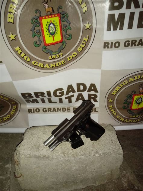 19ºbpm Prende Indivíduo Por Porte Ilegal De Arma Em Porto Alegre
