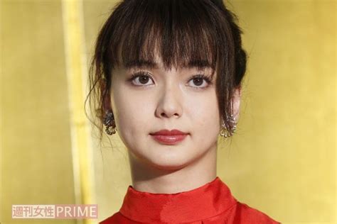 「おっきく見えてる」多部未華子『グラコロ』cmは視覚の罠か、“小顔商法”にネット騒然 Mixiニュース