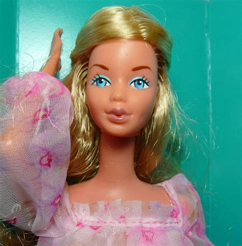Kissing Barbie A Photo On Flickriver