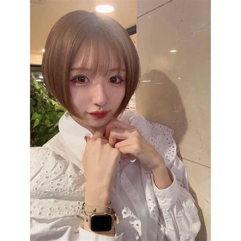 駒井まちさんのインスタグラム写真 駒井まちinstagram 「さっちゃんが会うたびに小顔になってるので 通ってる鍼灸整体院を紹介して