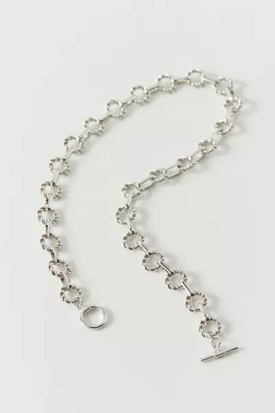 Yvette Chain Toggle Necklace Urban Outfitters