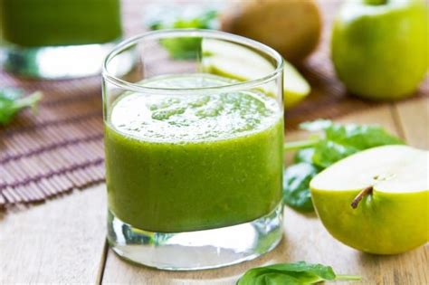 Spinach And Green Apple Smoothie Blender Recipes