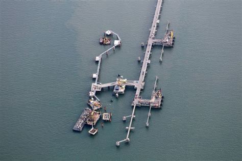Energiekrise Baut Deutschland Zu Viele Lng Kapazitäten Auf Der Spiegel