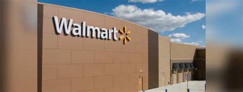 Wal Mart Employee Quits Job Over Intercom Goes Viral Smashdatopic