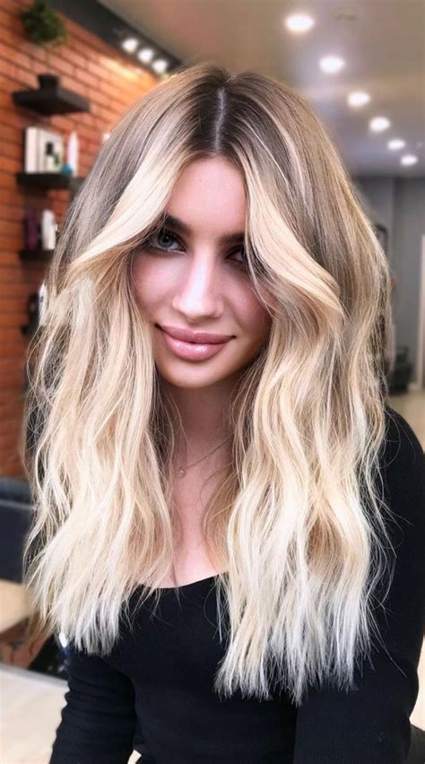 18 Blonde Hair With Dark Roots Ideas To Copy Right Now In 2021 In 2021