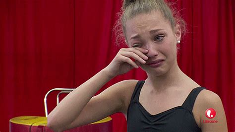 Dance Moms Season Finale Recap Maddie Ziegler And The Aldc Upset At