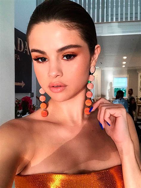 Selena Gomez Smokey Eye Makeup Saubhaya Makeup
