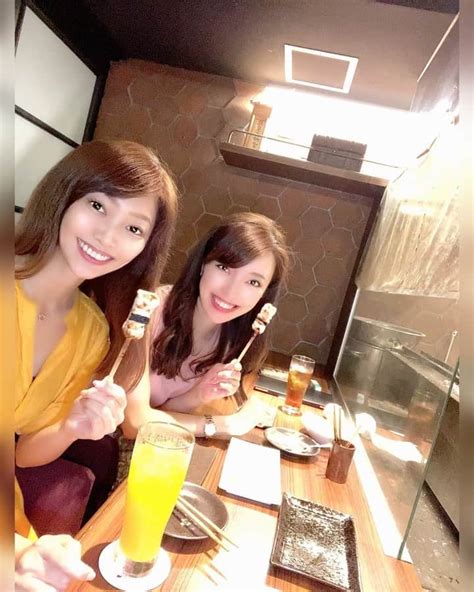 織田千穂さんのインスタグラム動画 織田千穂instagram 「 渋谷 マルキュー近く🏢 カウンター で ちょっぴり大人な焼鳥屋さん🐥