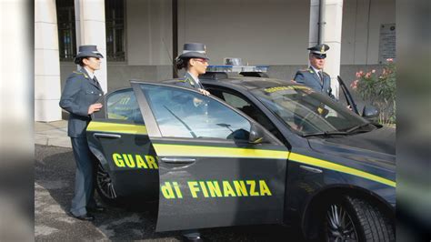 Genova La Guardia Di Finanza Compie 250 Anni Telenord It