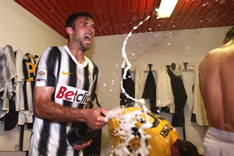 Scudetto Juve La Festa Nello Spogliatoio Oggi