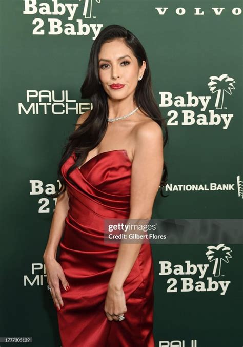 Vanessa Bryant Always Looks 🔥 In Red 😍 R Natalia Bryant
