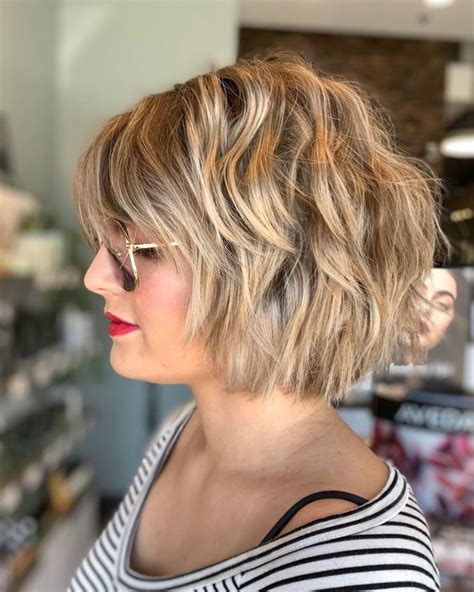 Blonde Shaggy Bob Chin Length Hair Short Summer Hair Short