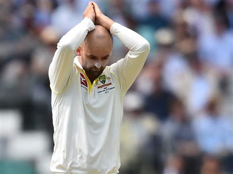 how nathan lyon let the ashes urn slip out of his hands watch video