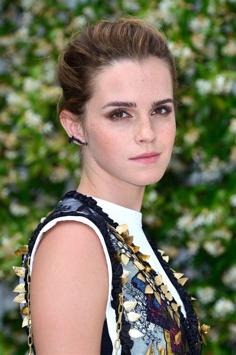 🔞the Circle Photocall In Paris 2017 Of Emma Watson Nude