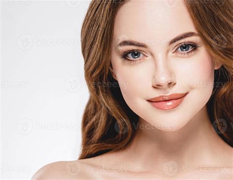Pretty Woman Face – Telegraph