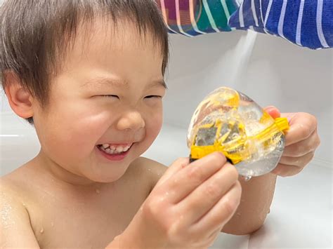「お風呂を嫌がる子どもが一瞬で入ってくれる裏ワザ」試してみた♪氷がすべてを解決する⁉どゆこと？ 『あたらしい日日』 こんな時代のニュー