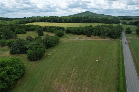 169 Acres Offered In Tracts In Rockvale Tn
