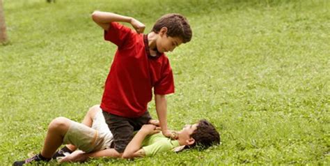 Niños Que Golpean Gabinete Psicológico Progresa