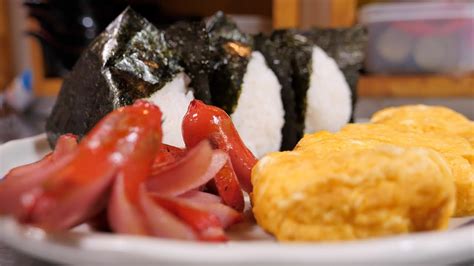 【こういうのでいいんだよ】おにぎりと卵焼きとタコさんウインナー Youtube