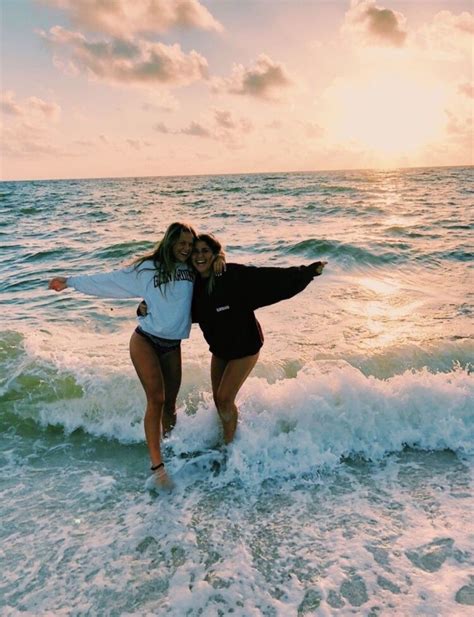 Summer Ocean Bestfriends Beach Waves Cute Beach Pictures Beach