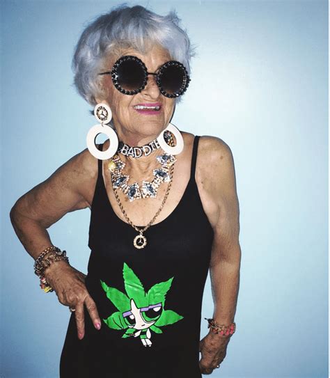 Old Women Divas Old Lady Humor 50 And Fabulous Advanced Style