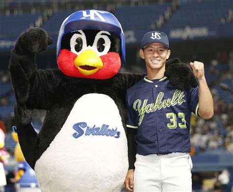 【超目玉枠】 東京ヤクルトスワローズ リーグ優勝記念ガチャガチャ クリアブレス 内山壮真選手 Summitstructures