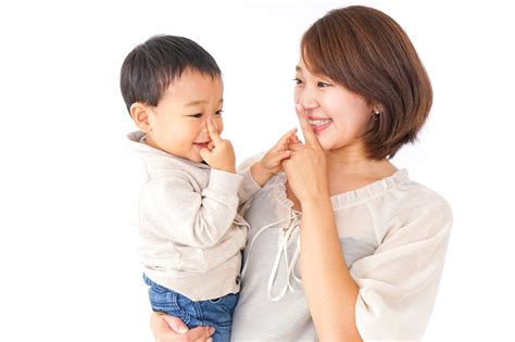 母親を「お母さん」と呼ぶのはもう古い？ 40代の母でも「ママ派」がリード – ニュースサイトしらべぇ